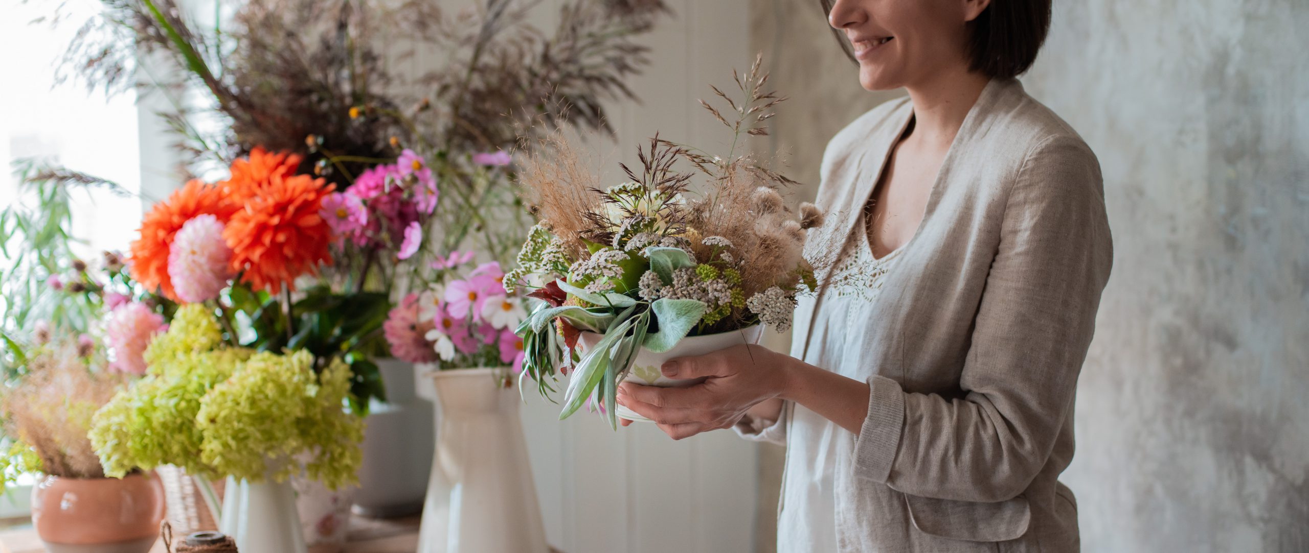 5 Tips And Tricks For Decorating Your Home With Flowers - Prettygreentea